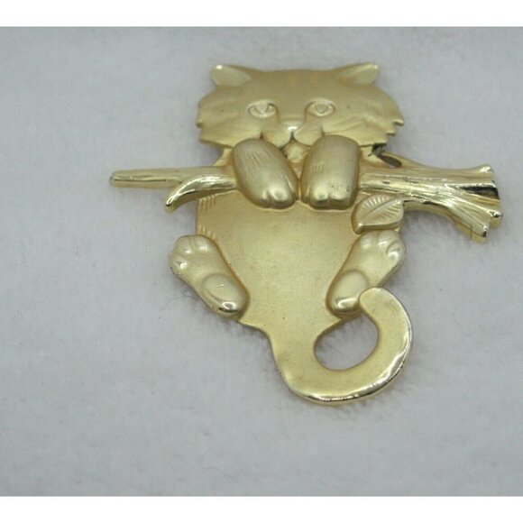 Ajc | Jewelry | Vintage Ajc Twotoned Matte Shiny Gold Tone Cat Kitten ...